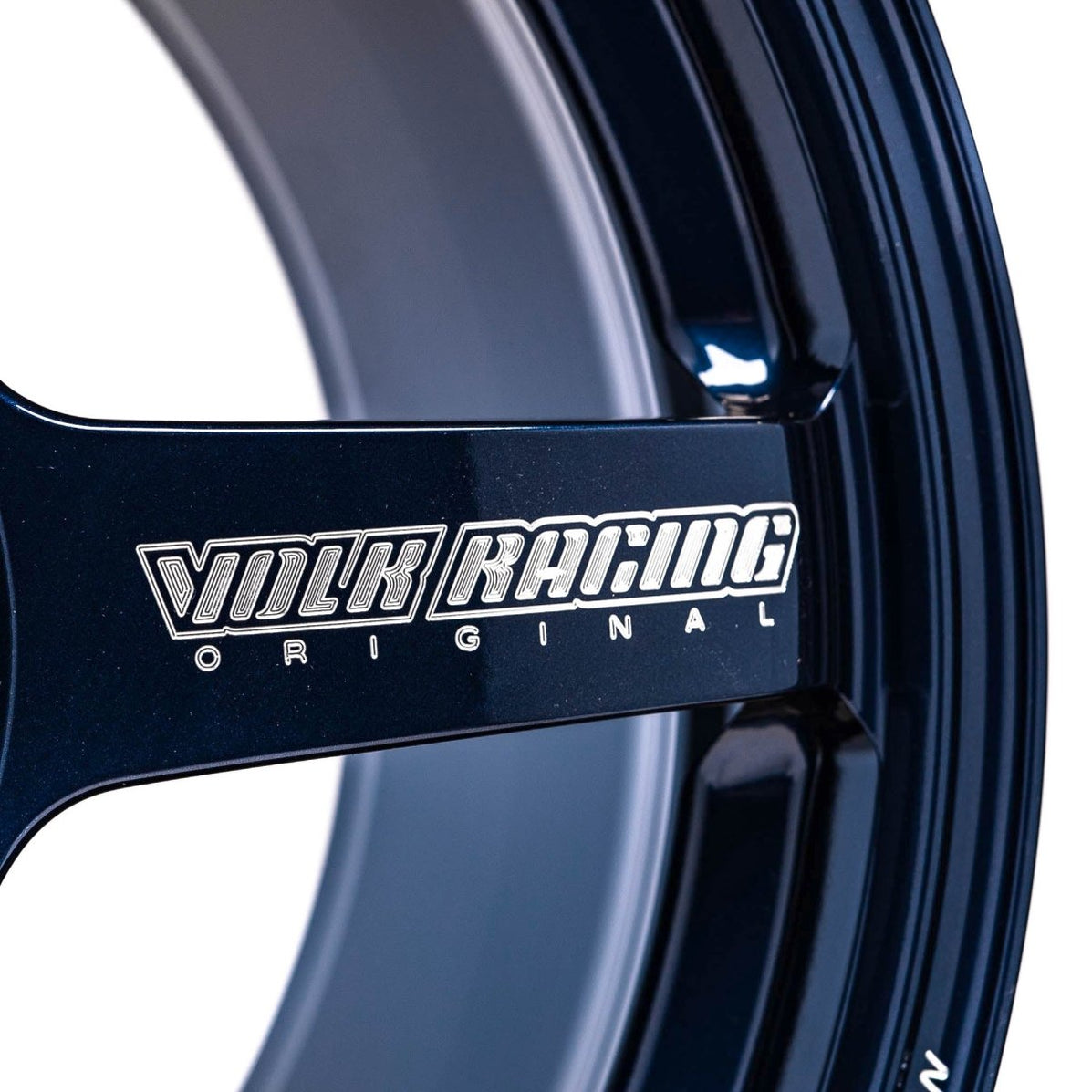 (Scratch and Dent) Volk Racing TE37 SAGA Mag Blue 18X9.5 +38 5x114.3 ...