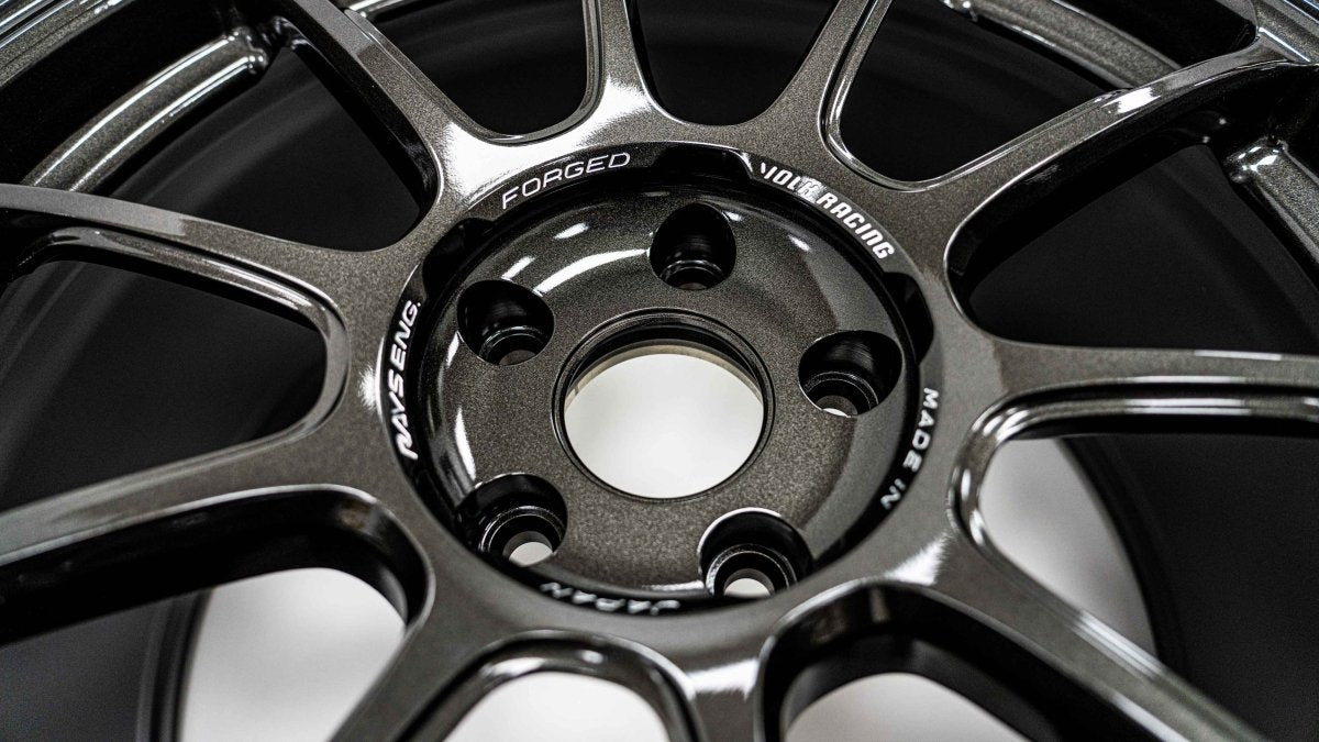 Volk Racing ZE40 M-Spec Diamond Dark Gunmetal 18x9.5 +35mm 5x114.3 2015 ...